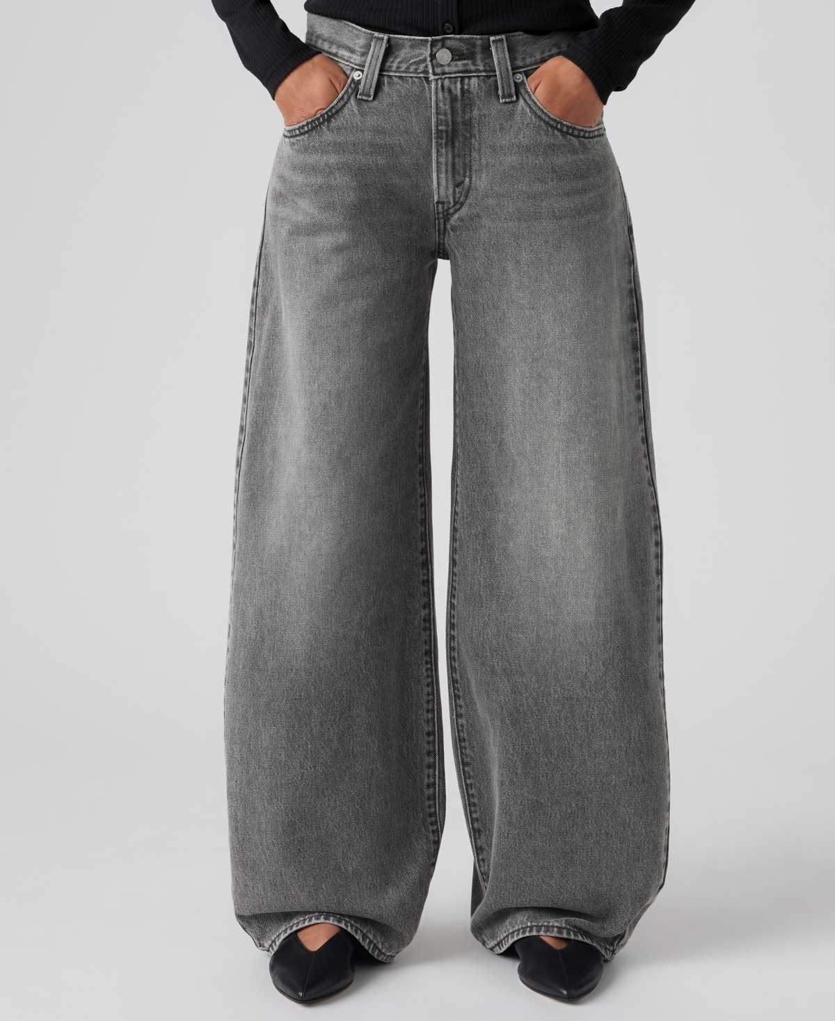 Click here for Levis Womens Middy Balloon Mid Rise Denim Loose Je... prices