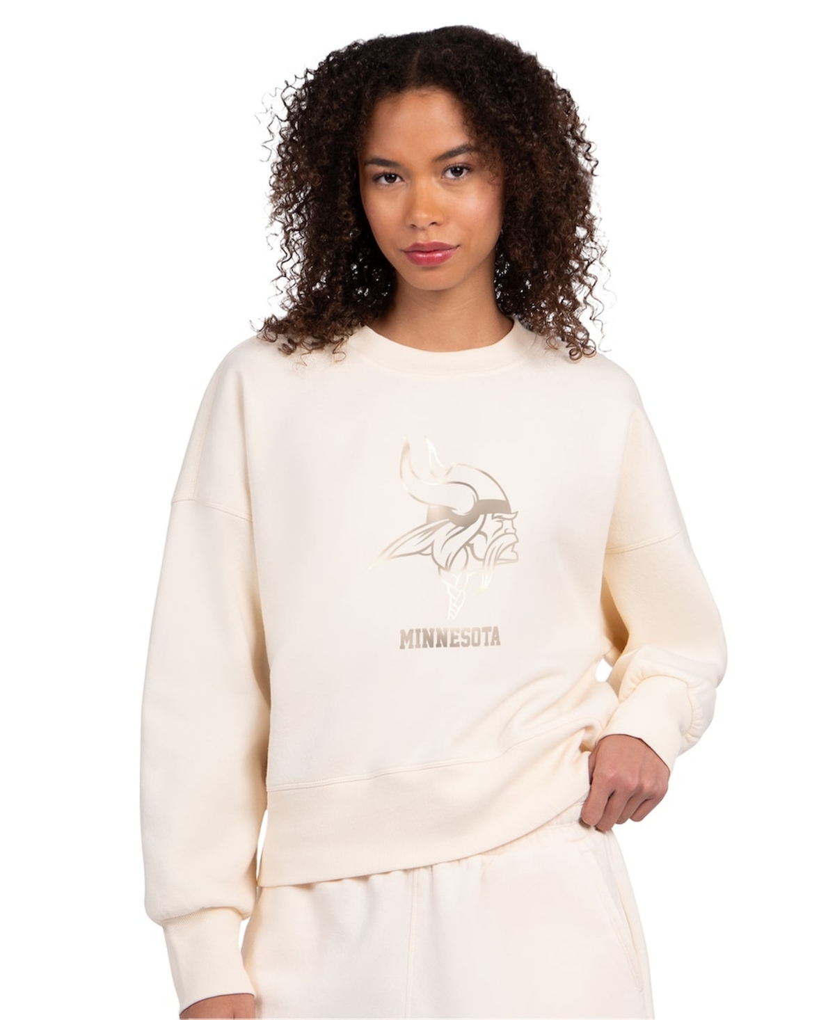 Click here for Starter Womens Cream Minnesota Vikings Travel Past... prices