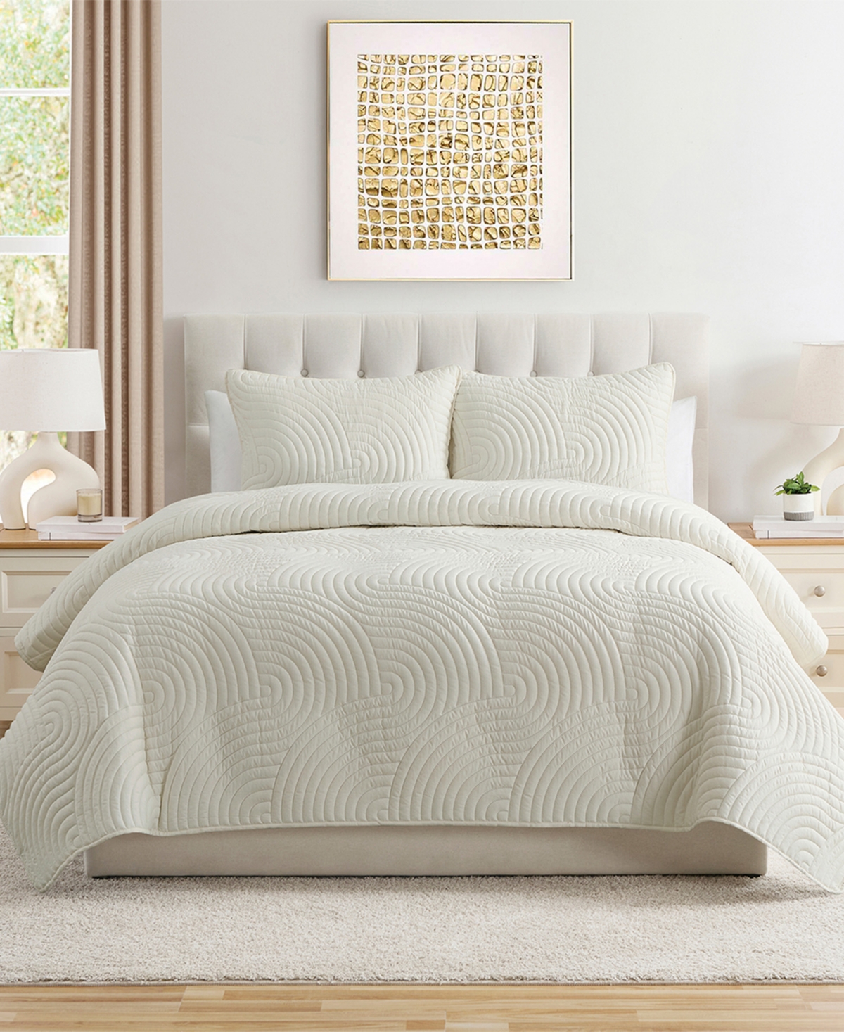 Click here for Vcny Home Sands 3-Piece Curved Quilt Set  Full/Que... prices