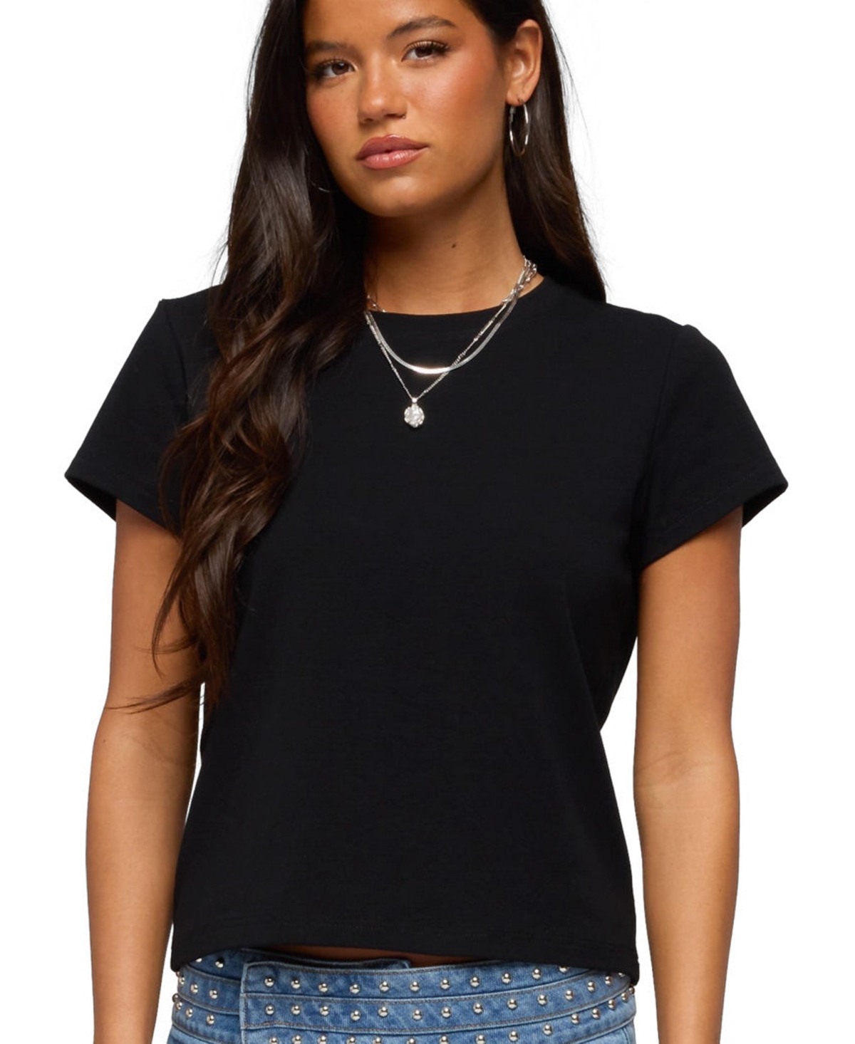 Click here for Edikted Womens Perfect Basic T Shirt - Black prices