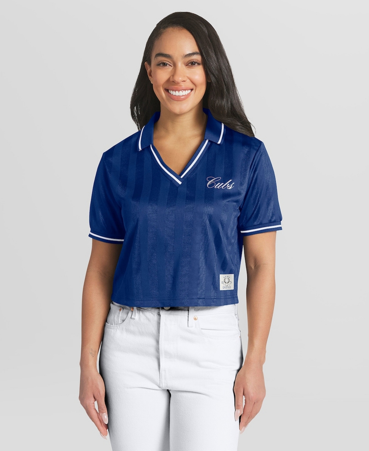 Click here for Wear by Erin Andrews Womens Royal Chicago Cubs Cro... prices