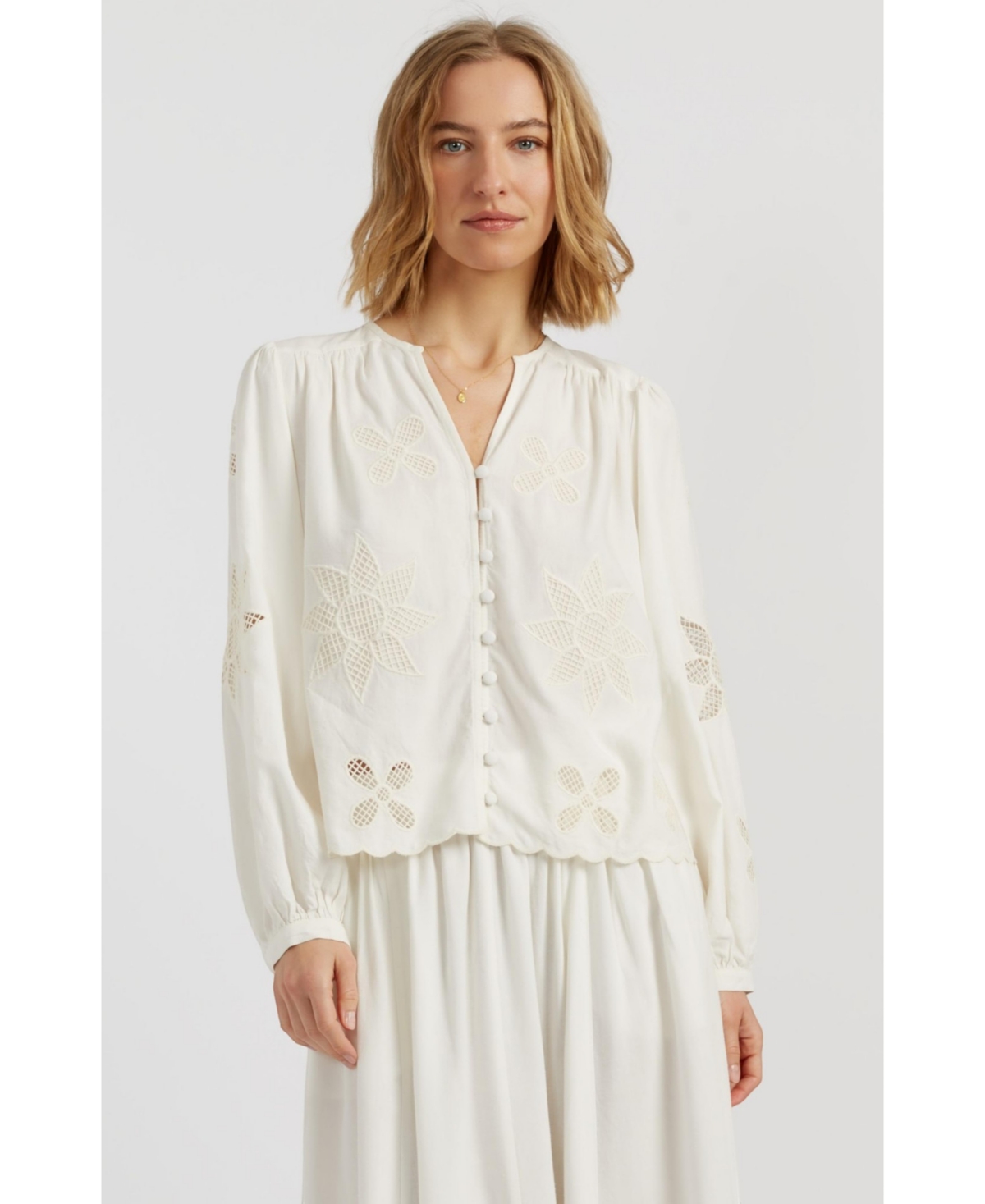 Click here for Chinti & Parker Womens Linen-Blend Broderie Blouse... prices