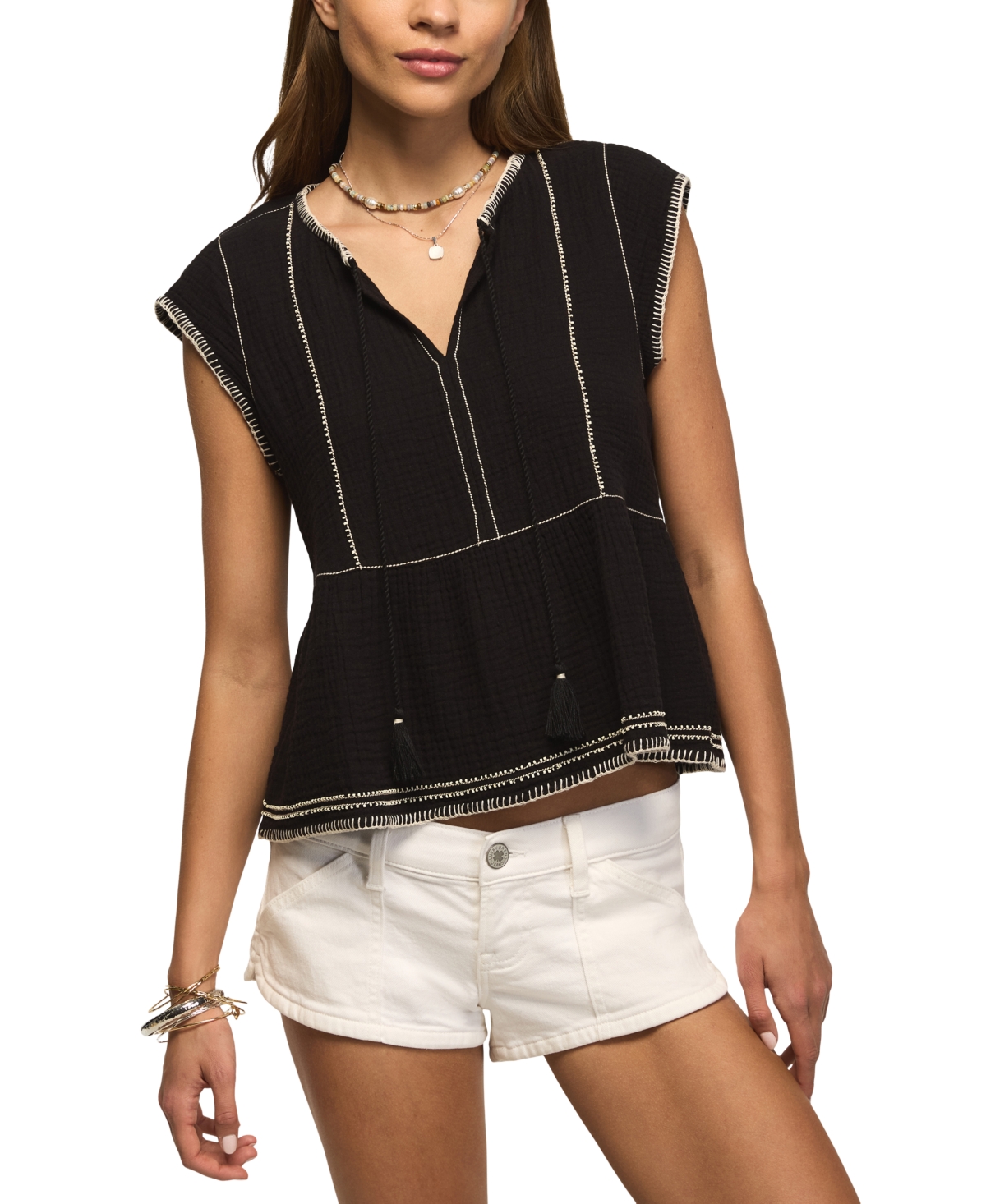 Click here for Lucky Brand Womens V-Neck Contrast Embroidered Ruf... prices