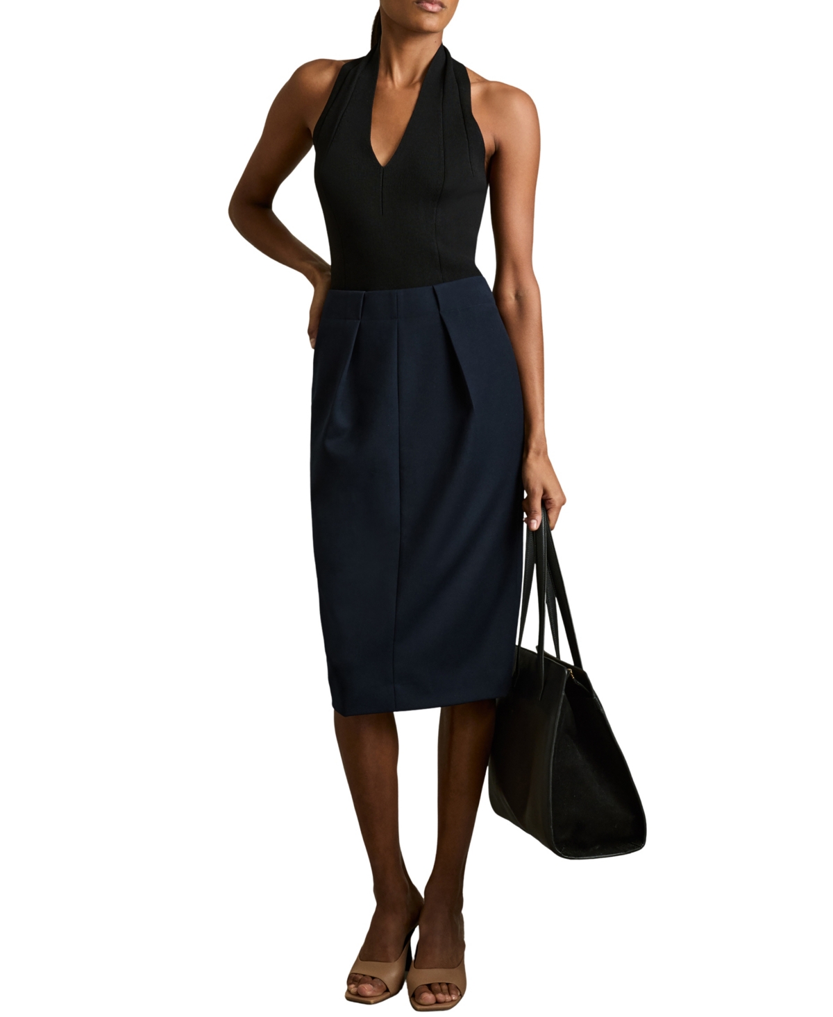 Click here for Reiss Womens Gabi Tailored Skirt - Navy prices
