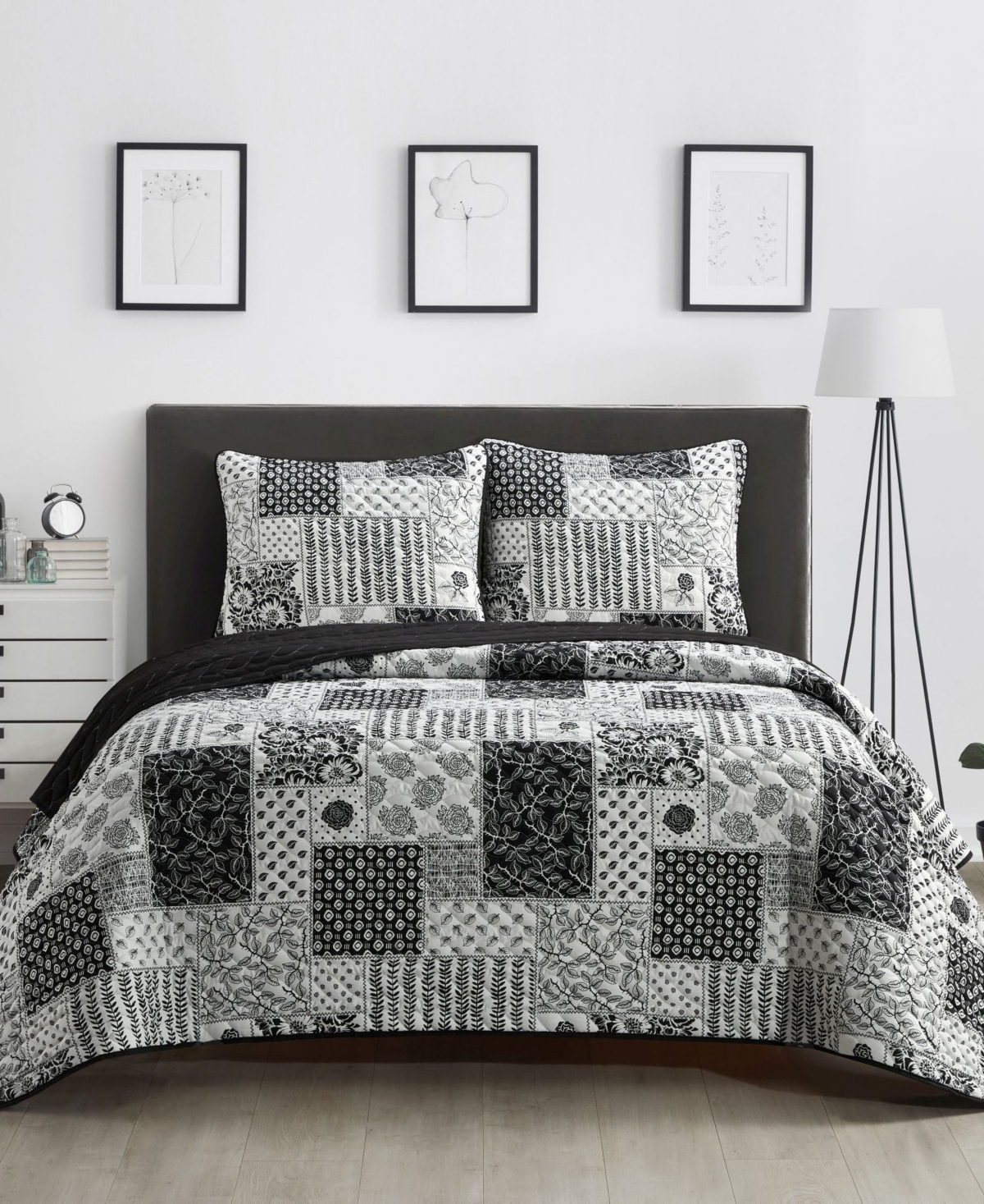 Click here for Stratford Park Kane Floral 3-Piece Quilt Set  King... prices