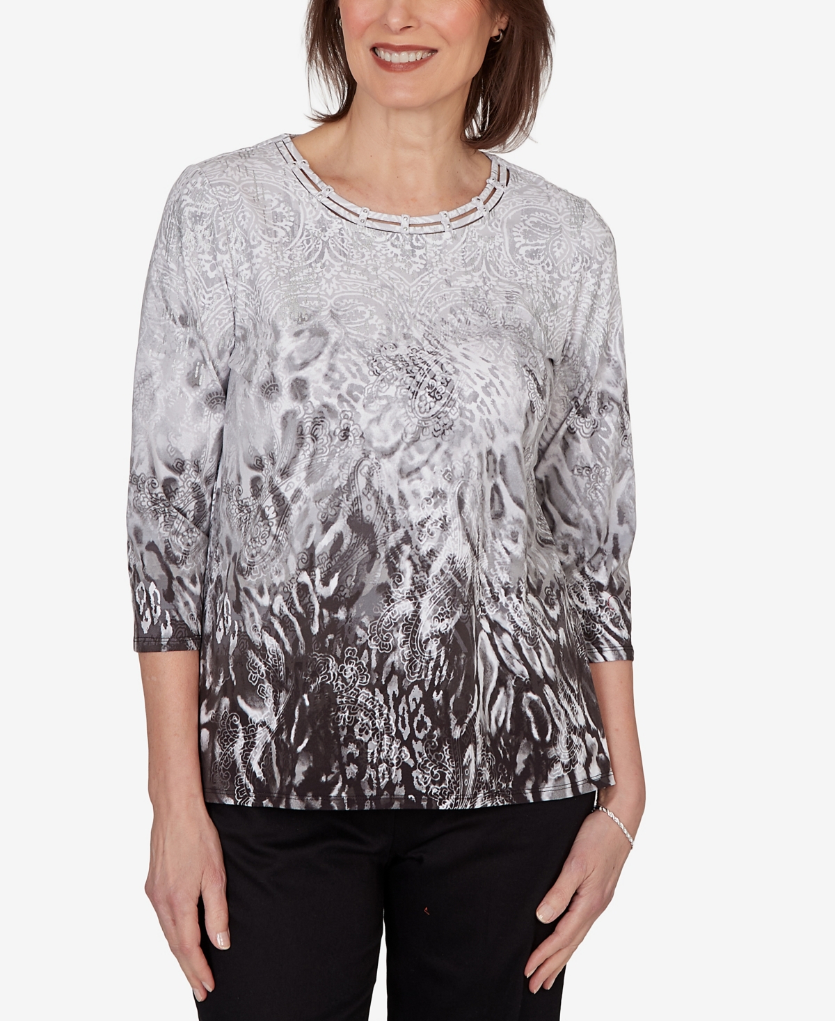 Click here for Alfred Dunner Womens Mono Ombre Animal Print Top -... prices