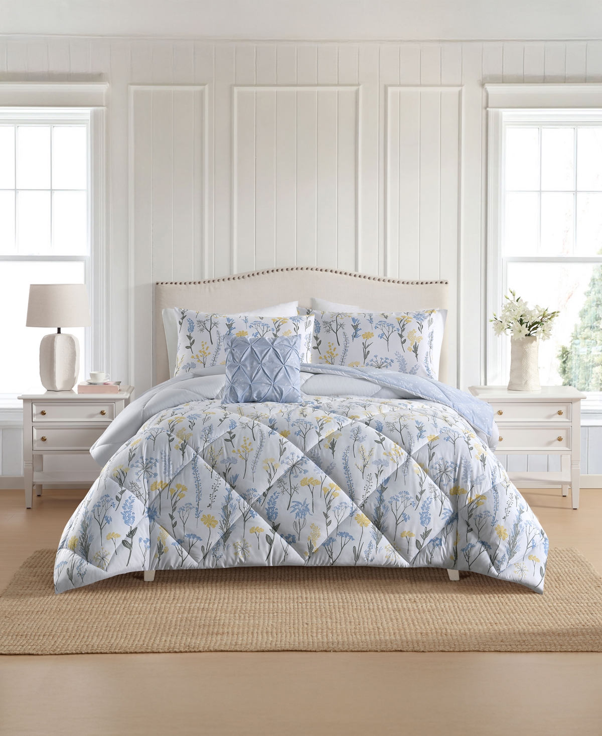 Click here for Lenox Wildflower 4-Piece Comforter Set  Full/Queen... prices
