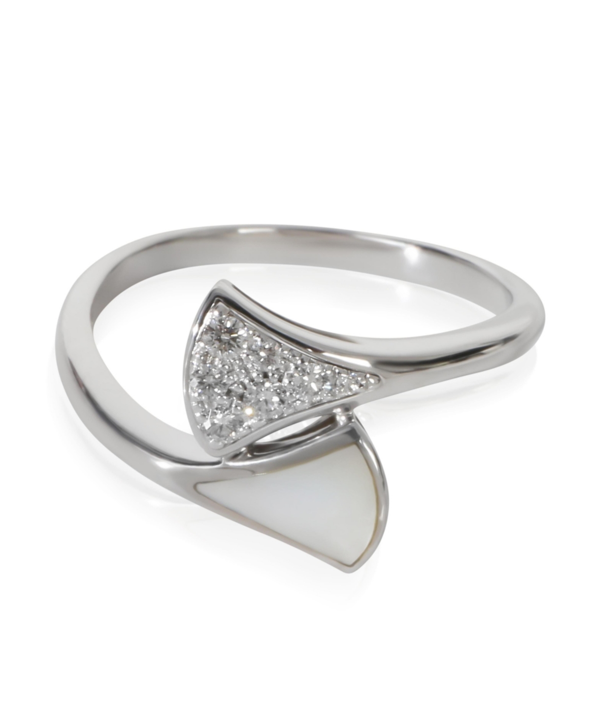 Click here for Pre-Owned Bvlgari White Gold Mother Of Pearl and D... prices