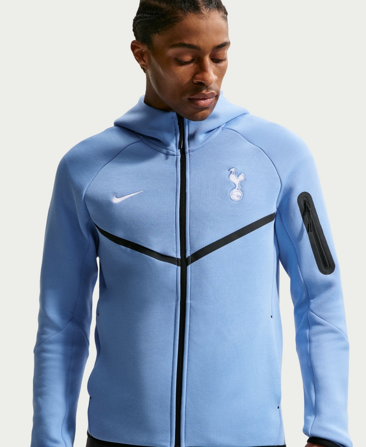 Click here for Nike Mens Blue Tottenham Hotspur Tech Fleece Windr... prices
