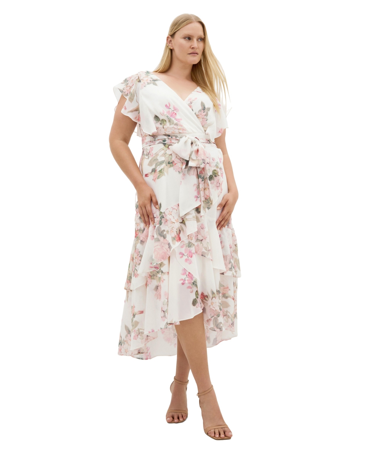Click here for City Chic Womens Plus Size Demure Floral Maxi Dres... prices