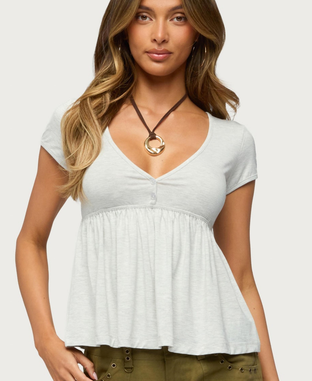 Click here for Edikted Womens Chere V-Neck Ruched-Bust Babydoll T... prices