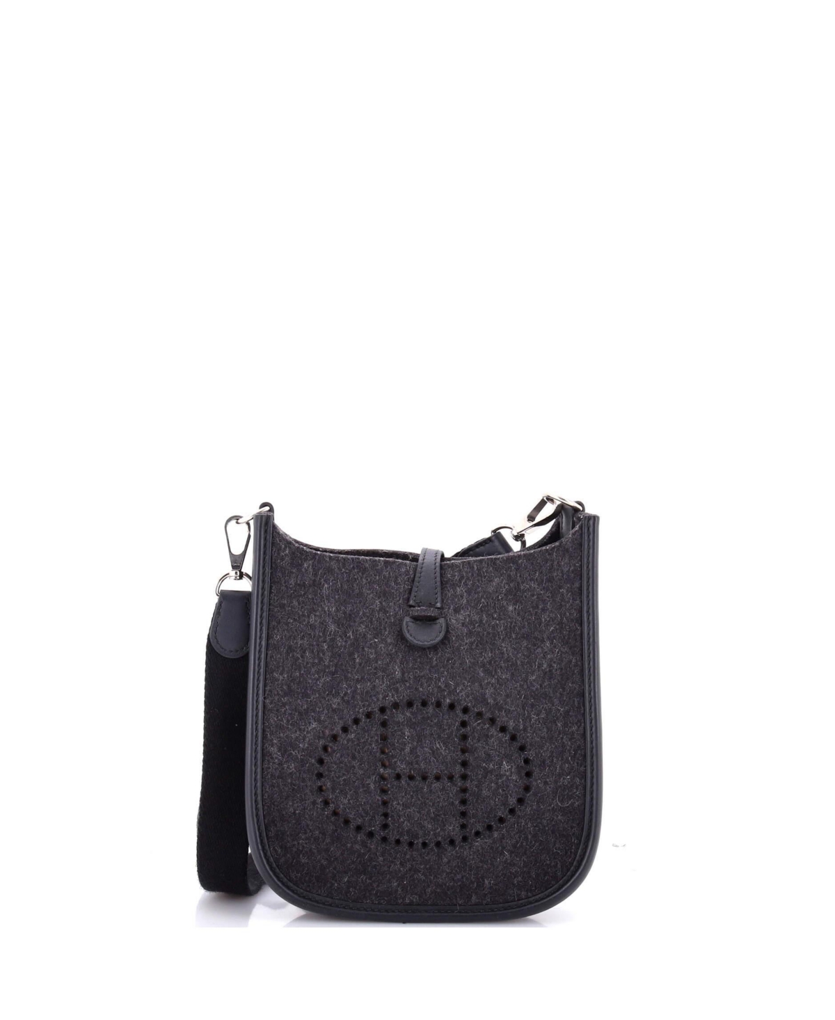 Click here for Pre-Owned Hermes Tpm Evelyne Bag Gen Iii Felt - Gr... prices
