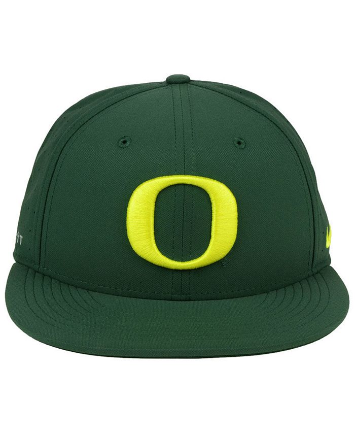 Nike Oregon Ducks Aerobill True Fitted Baseball Cap - Macy's