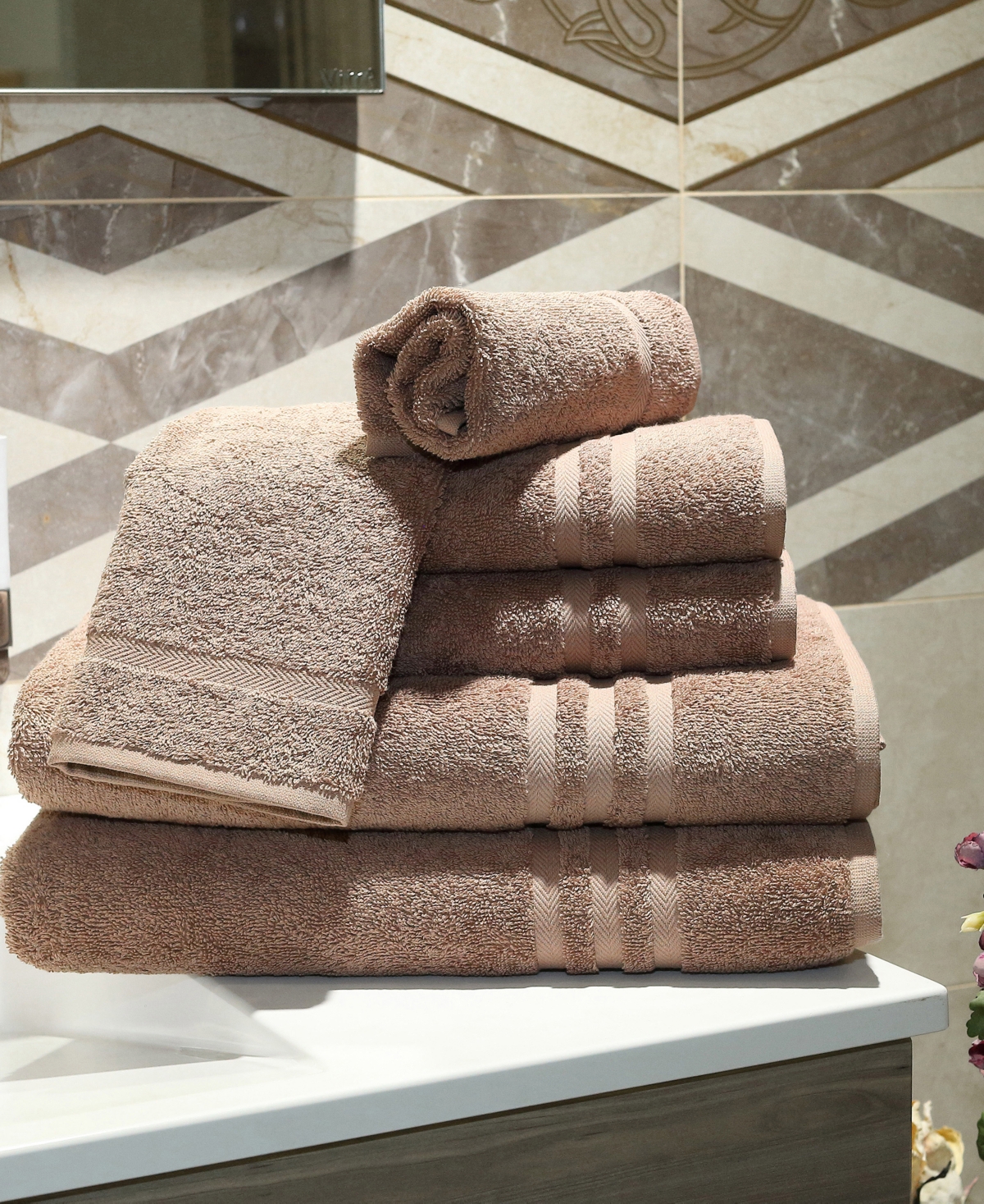 Click here for Linum Dezi 6pc. Towel Set prices