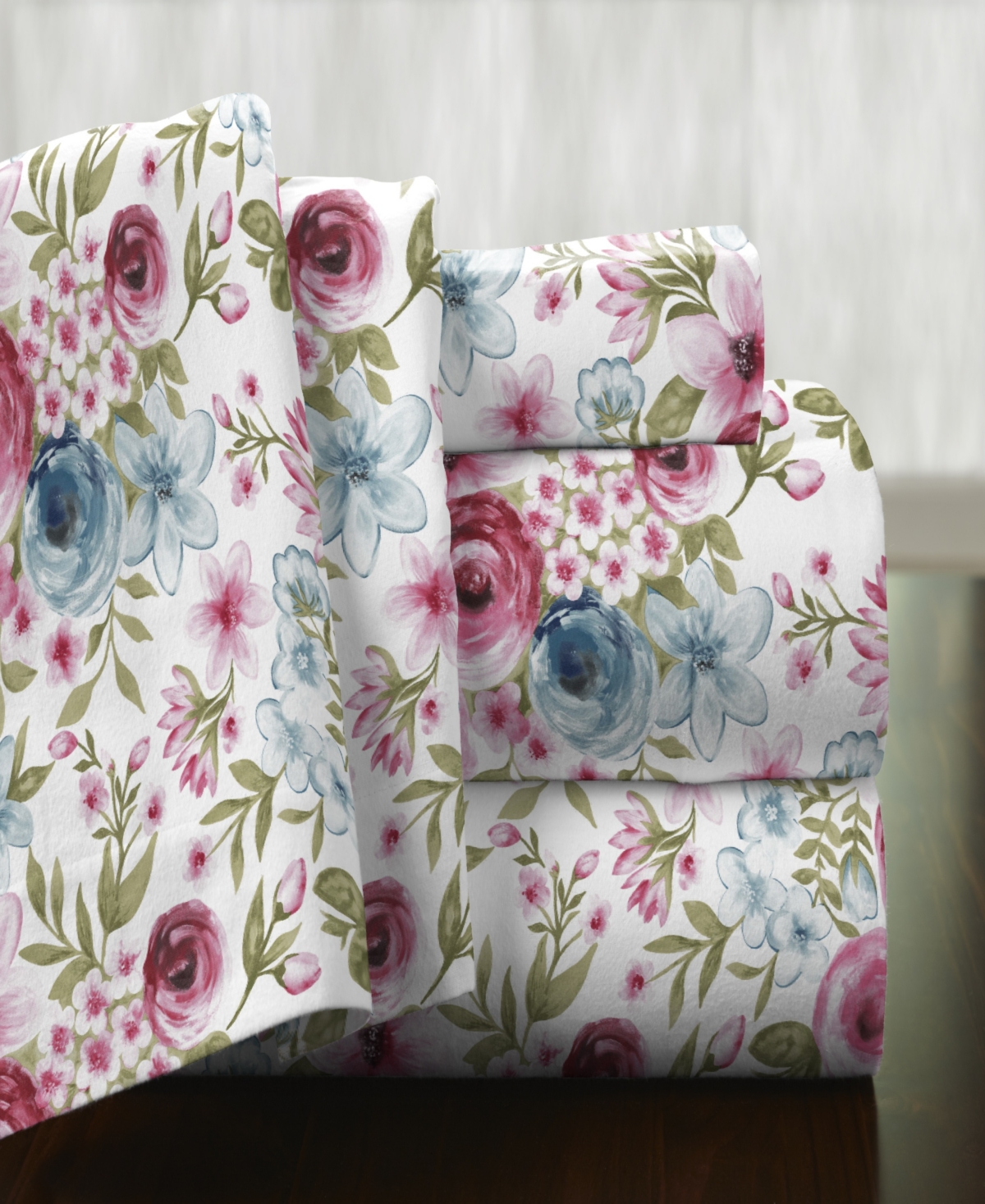 Click here for Pointehaven Rose Floral Superior Weight Cotton Fla... prices