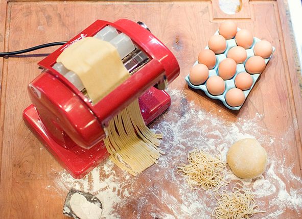 Hamilton Beach Weston Deluxe Electric Pasta Machine & Reviews - Small ...