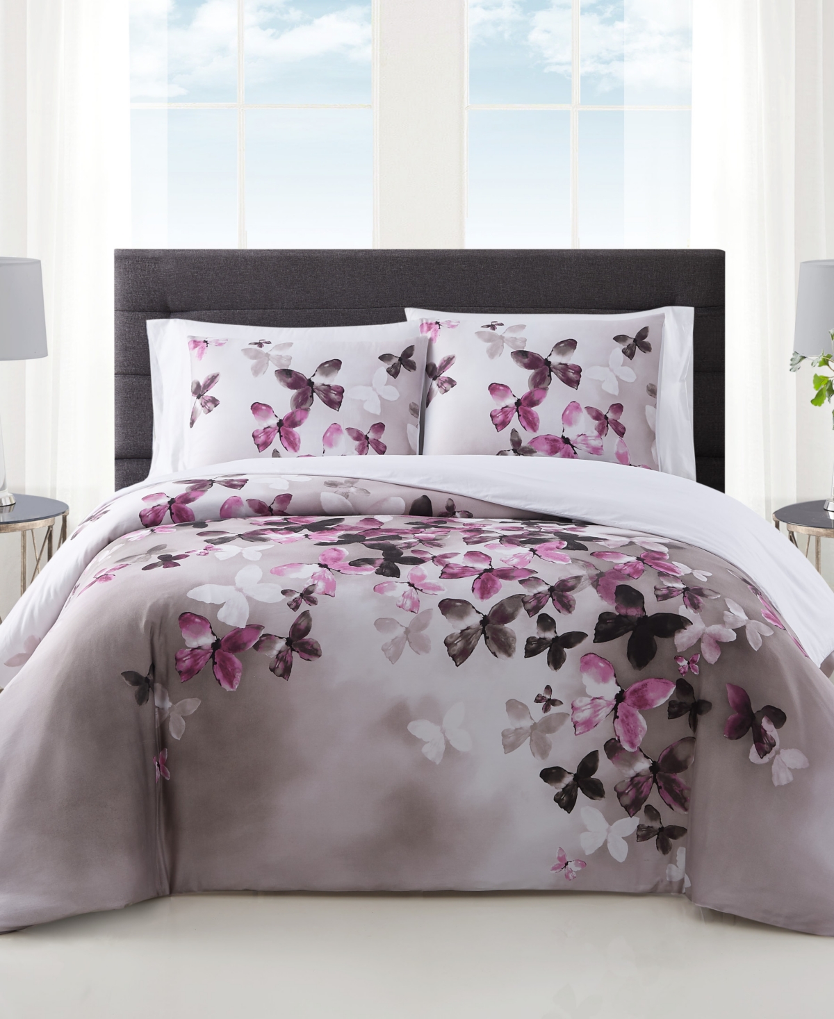 Click here for Vince Camuto Lissara 3 Piece Duvet Cover Set  King... prices