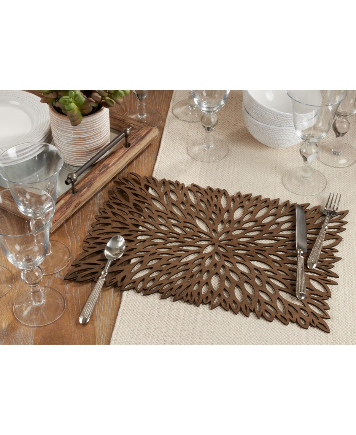 Click here for Saro Lifestyle Laser Cut Placemat Set of 4 - Brown prices