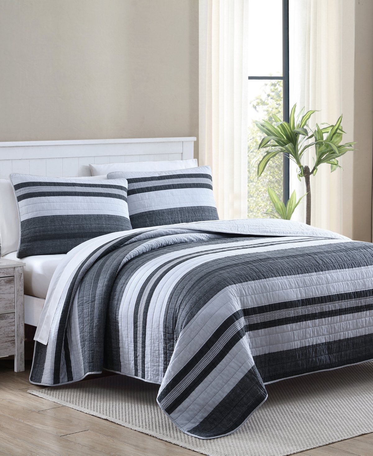 Click here for Nautica Ardmoore Grey Cotton Reversible 3-Piece Qu... prices