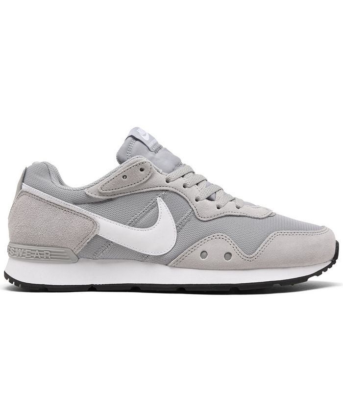 Nike Men's Venture Runner Casual Sneakers from Finish Line - Macy's