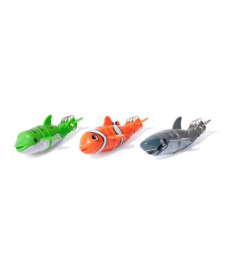 Lil Fishys Mini Fish and Shark Motorized Water Pet (Colors May Vary ...