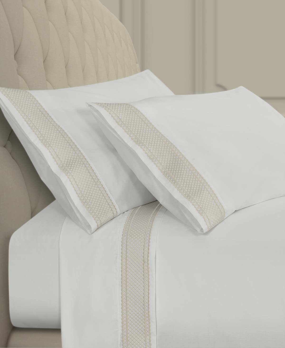 Click here for J Queen New York Monarch 4-Pc. Sheet Set  Californ... prices
