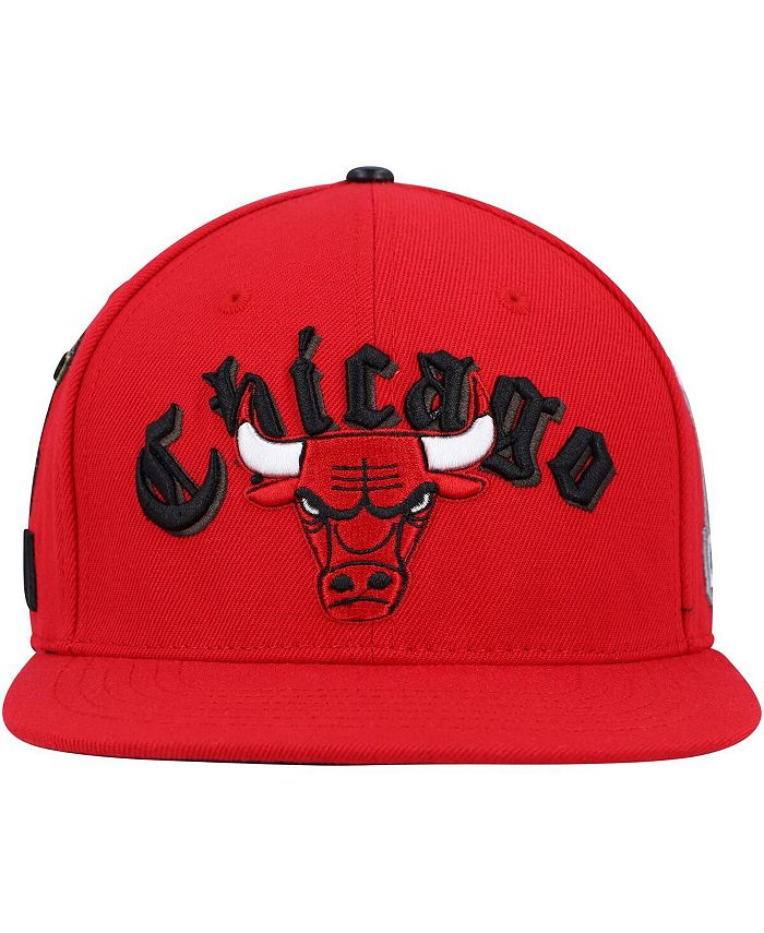 Pro Standard Men's Red Chicago Bulls Old English Snapback Hat - Macy's