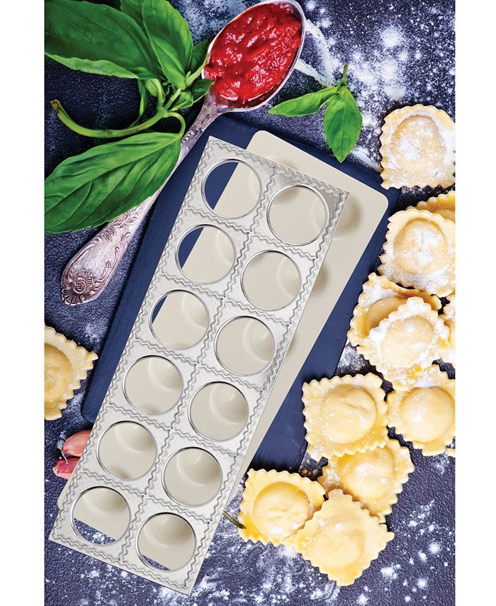 Fante's Ravioli Maker and Double Pastry Ravioli Pasta Dough Cutter, The ...