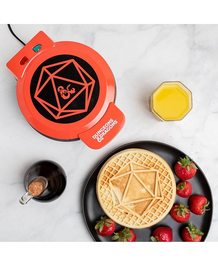 Uncanny Brands Dungeons & Dragons Waffle Maker - 20 Sided Die on Your ...