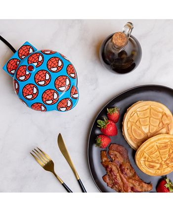 Uncanny Brands Marvel Spider-Man Mini Waffle Maker - Marvel Kitchen ...