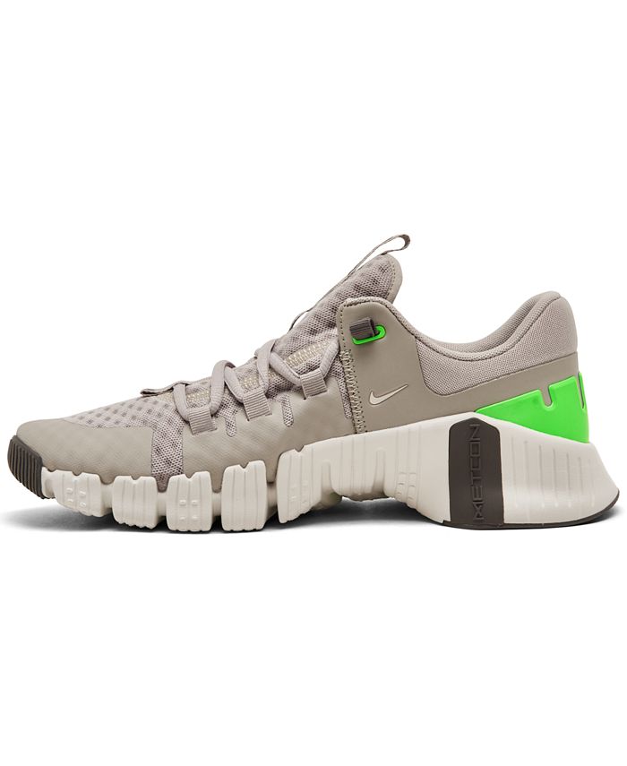 Nike Men's Free Metcon 5 Training Sneakers from Finish Line & Reviews ...