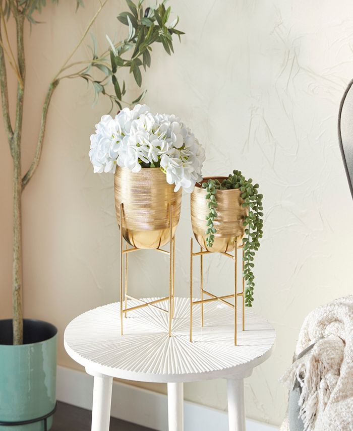 Rosemary Lane Metal Planter with Removable Stand Set of 2 - Macy's