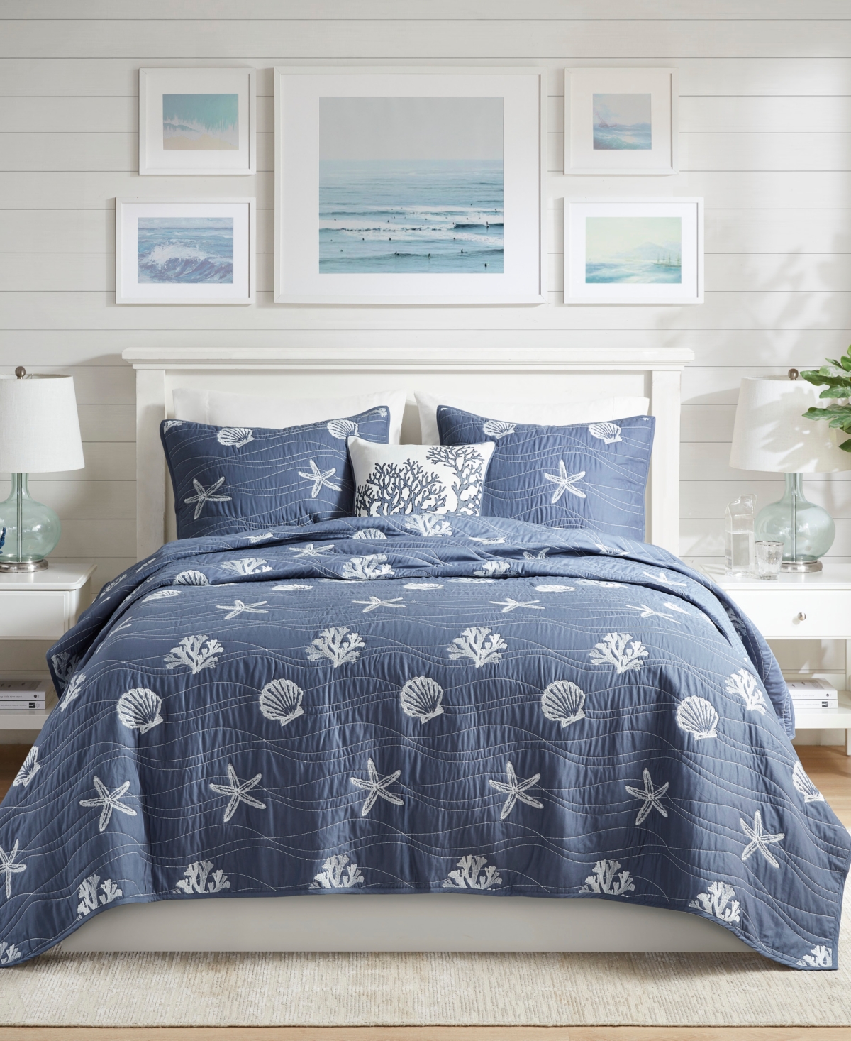 Click here for Harbor House Seaside Reversible 4-Pc. Quilt Set  K... prices