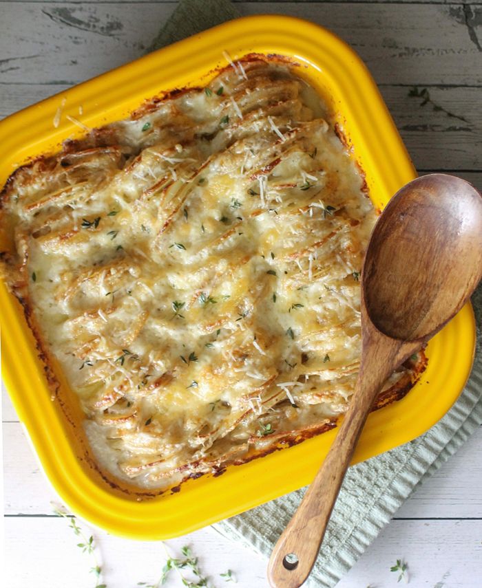 Fiesta Square Baker 9" x 9" - Macy's