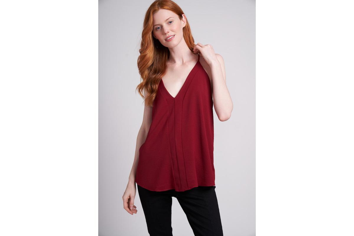Click here for Lucy Top - Garnet red prices