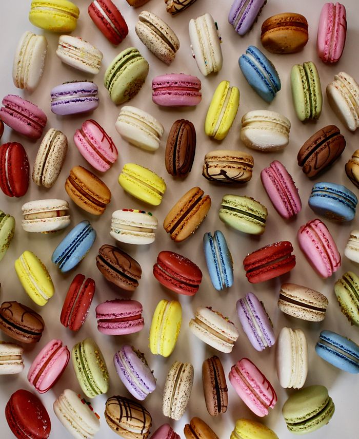 Savor Patisserie The One of Everything French Macarons, 15 Count Box ...