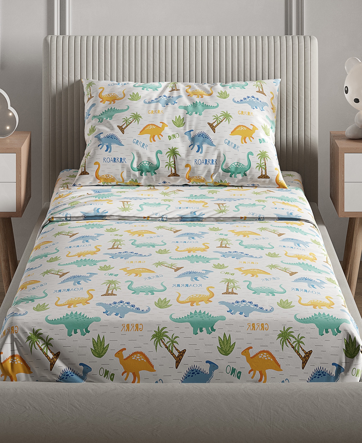 Click here for Kids 4 Piece Microfiber Sheet Set - Queen - Roarin... prices