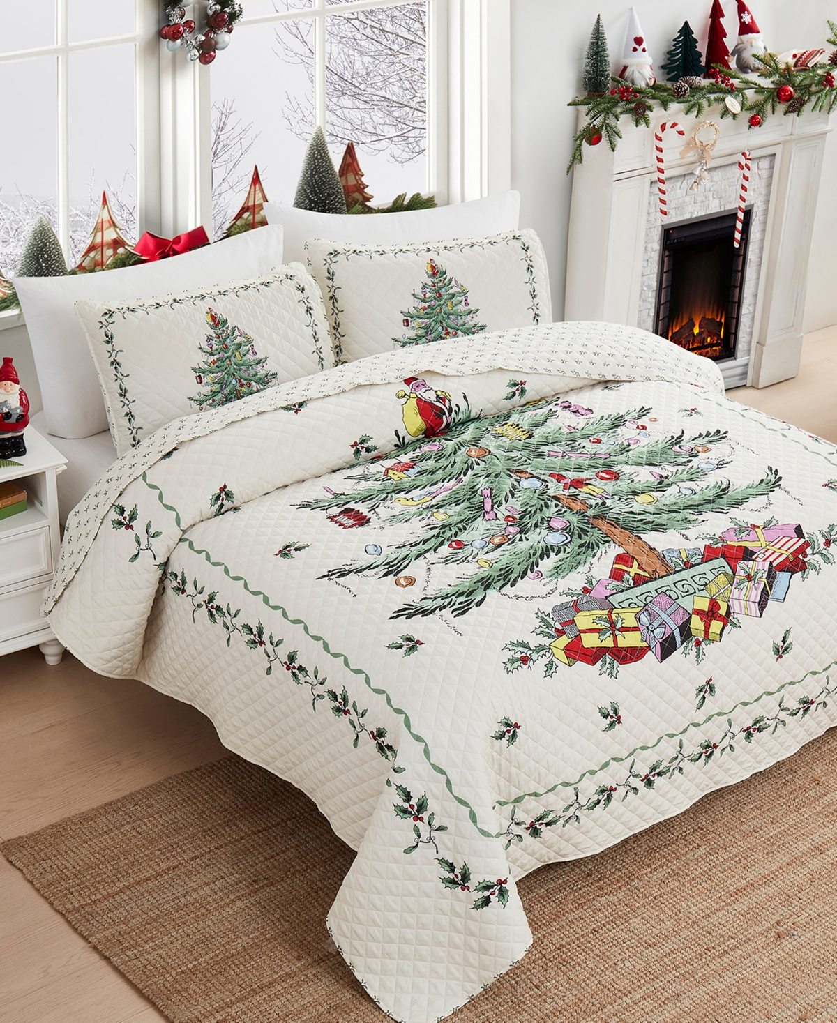 Click here for Spode Christmas Tree Reversible 3-Pc. Quilt Set  F... prices