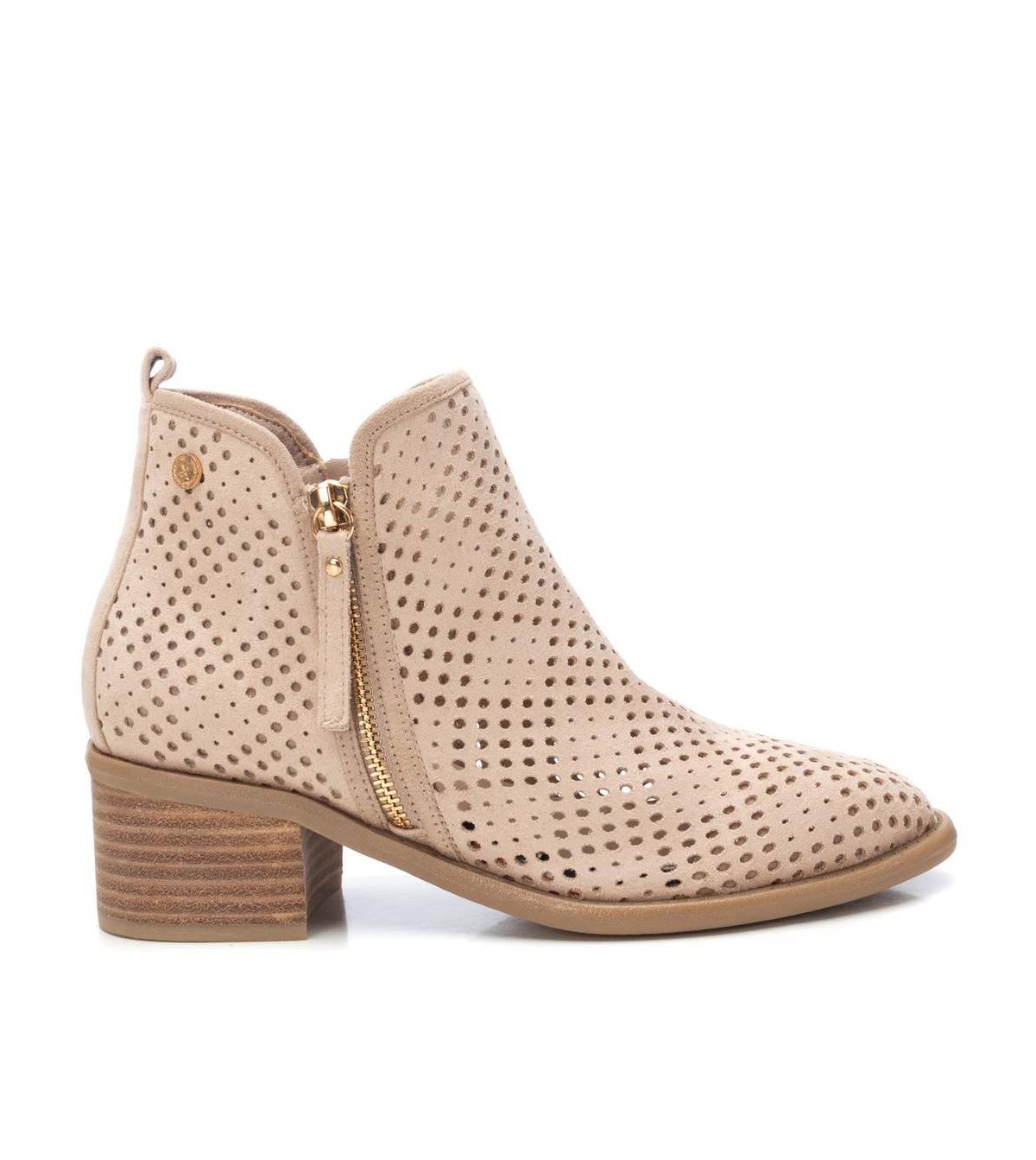 Click here for Xti Womens Italian Western Booties With side Zippe... prices