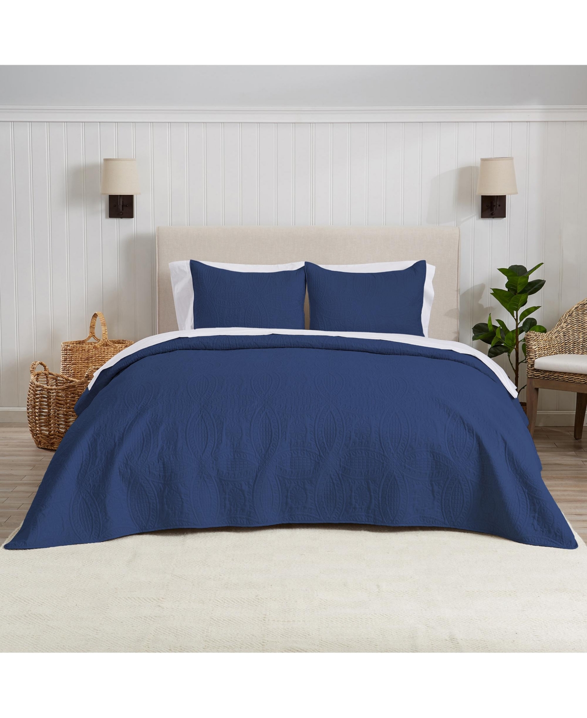 Click here for Linery & Co. Pinsonic Medallion Microfiber Quilt S... prices