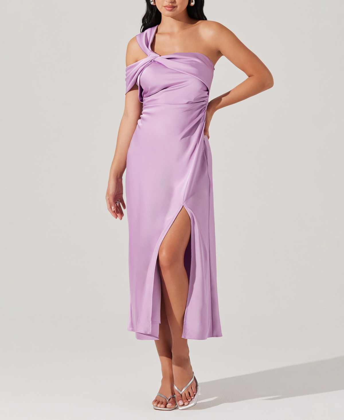 Click here for Astr the Label Womens Cersei One-Shoulder Midi Dre... prices
