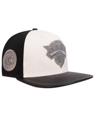Pro Standard Men's Cream/Black New York Knicks French Terry Snapback ...