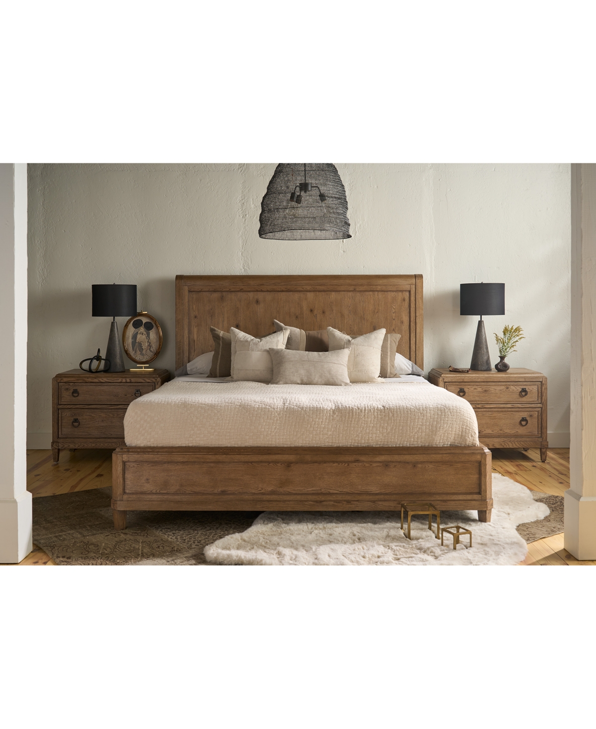 Click here for Sienna Queen Bed prices