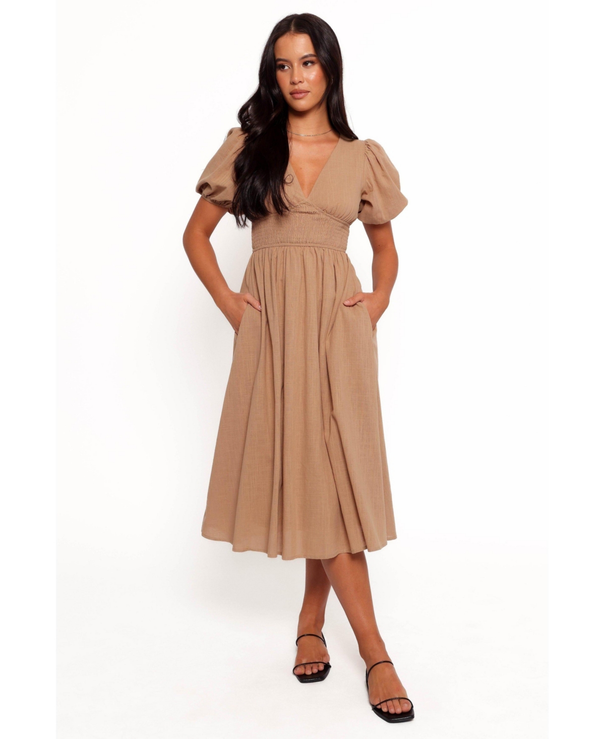 Click here for Petal and Pup Womens Ronnie Short Sleeve Midi Dres... prices