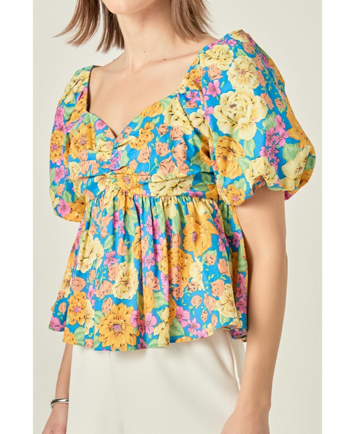 Click here for English Factory Womens Floral Puff Sleeve Top - Bl... prices