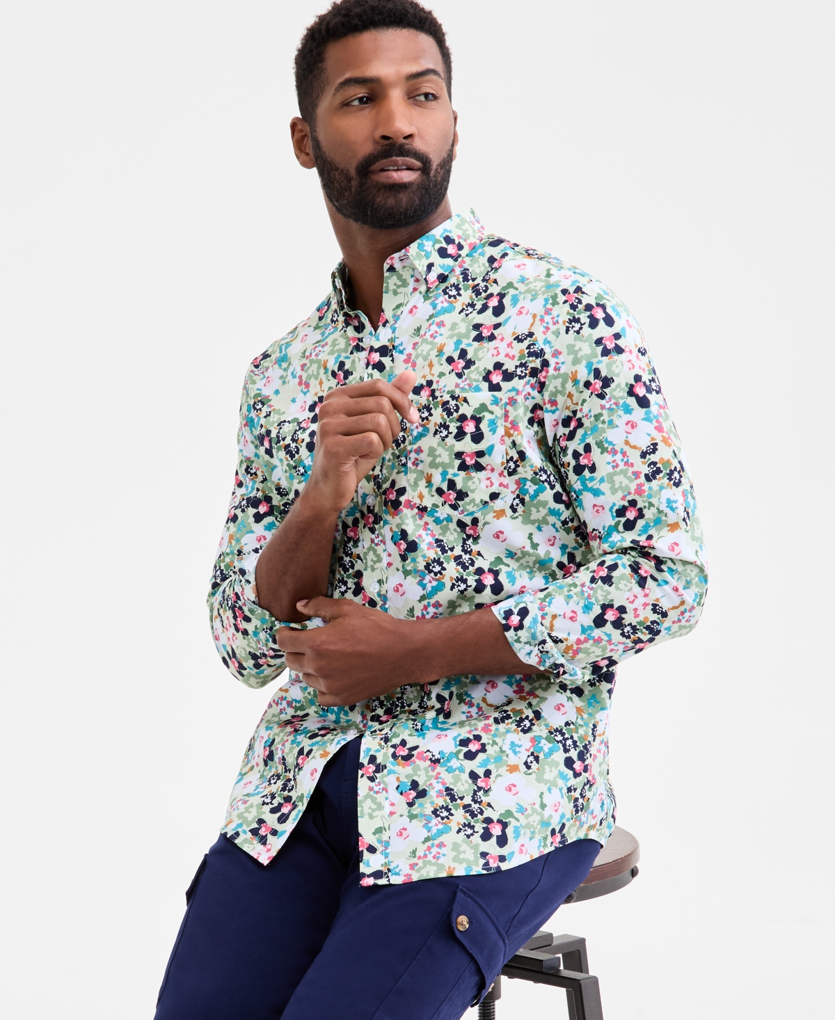 Click here for Club Room Mens Derek Floral Button-Down Poplin Shi... prices