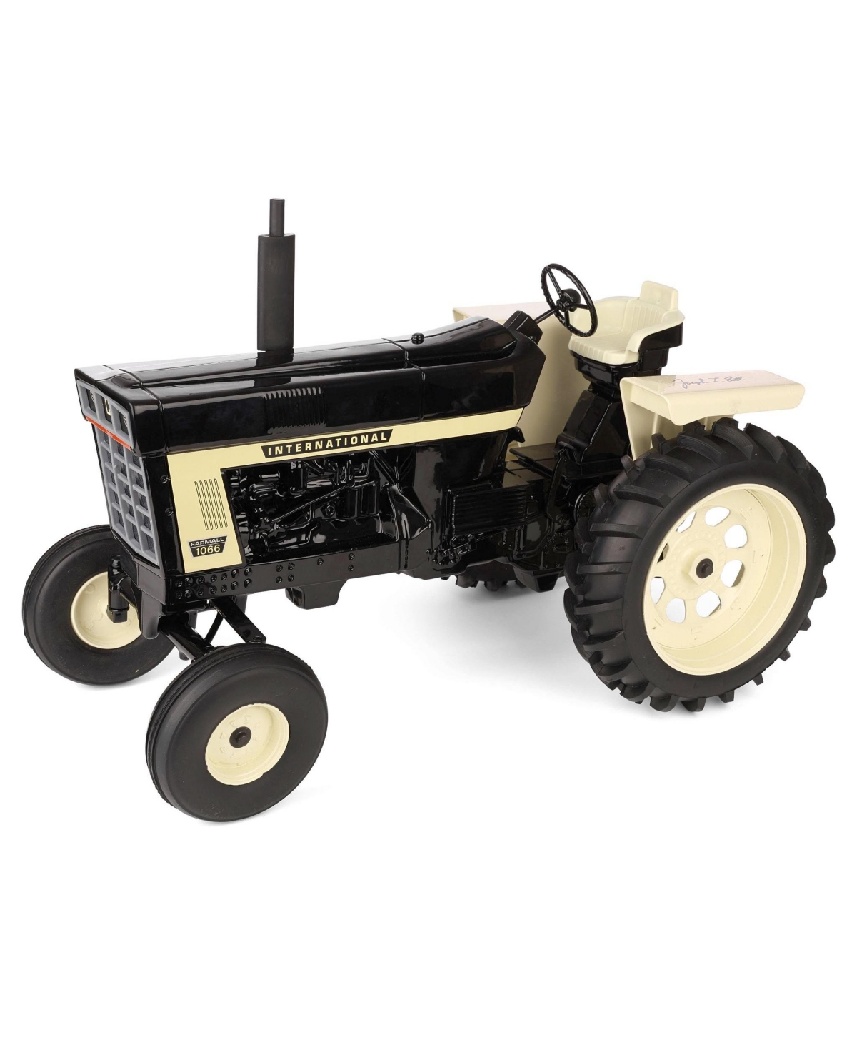 Click here for Scale Models Signed Joe Ertl 1/8 International 106... prices