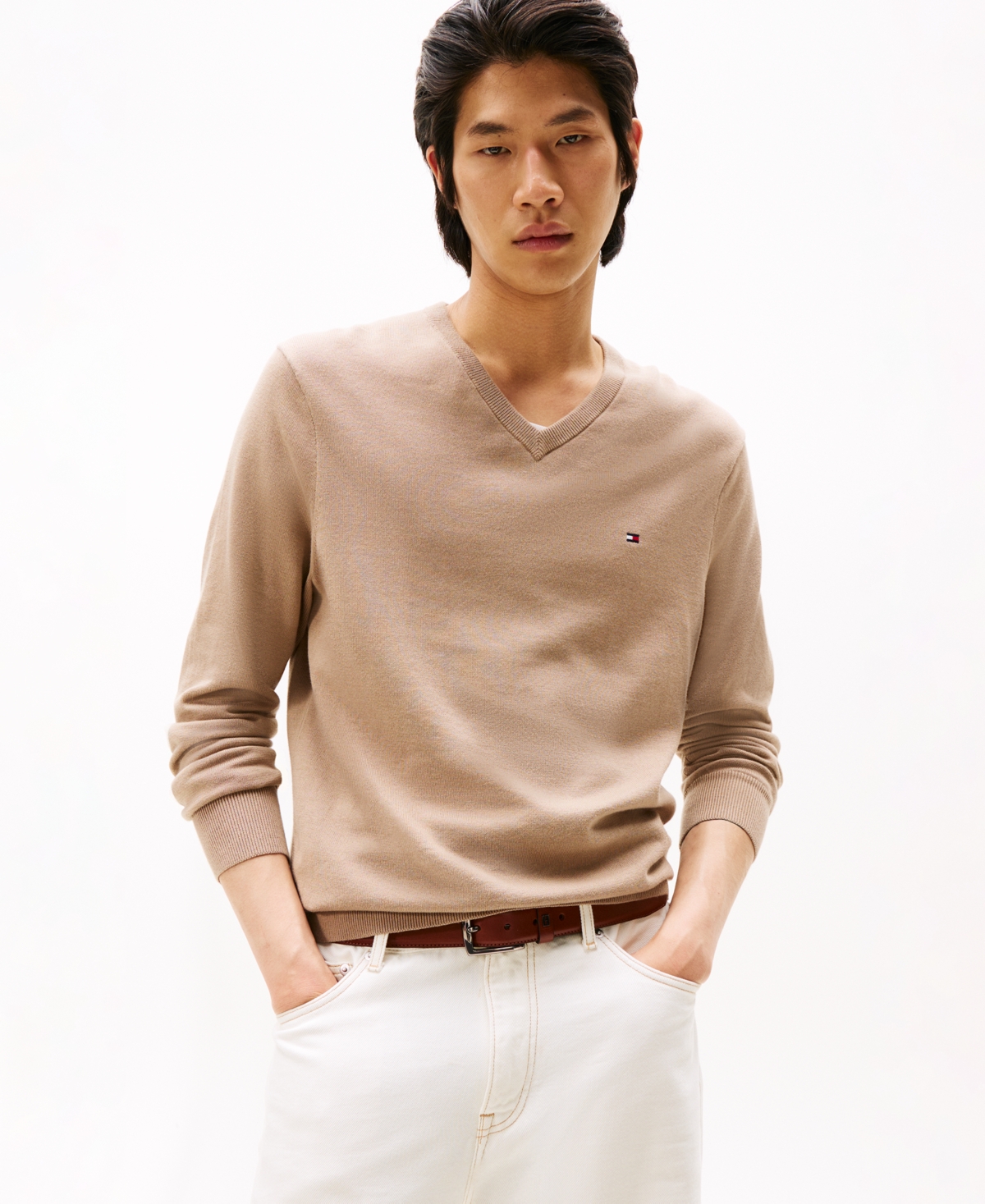 Click here for Tommy Hilfiger Mens Essential Solid V-Neck Sweater... prices