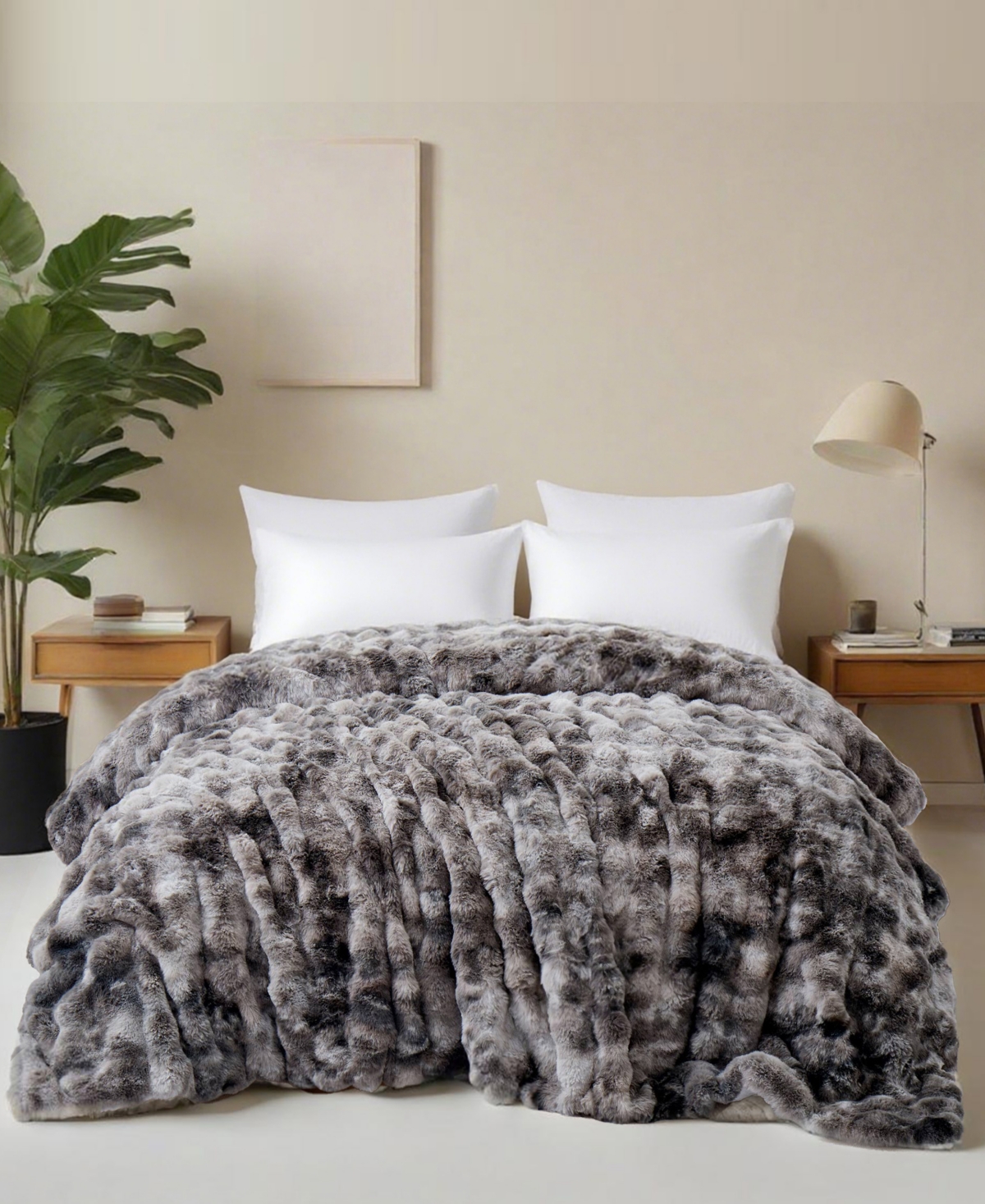 Click here for Unikome Faux Fur Reversible Comforter  King - Dark... prices