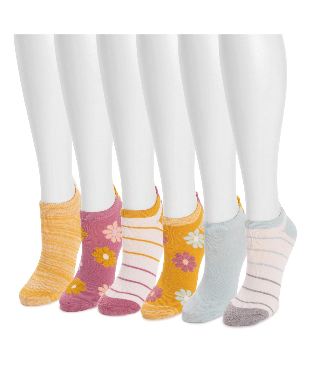 Click here for Muk Luks Womens 6 Pk 3D Tab Low Cut - Multi prices